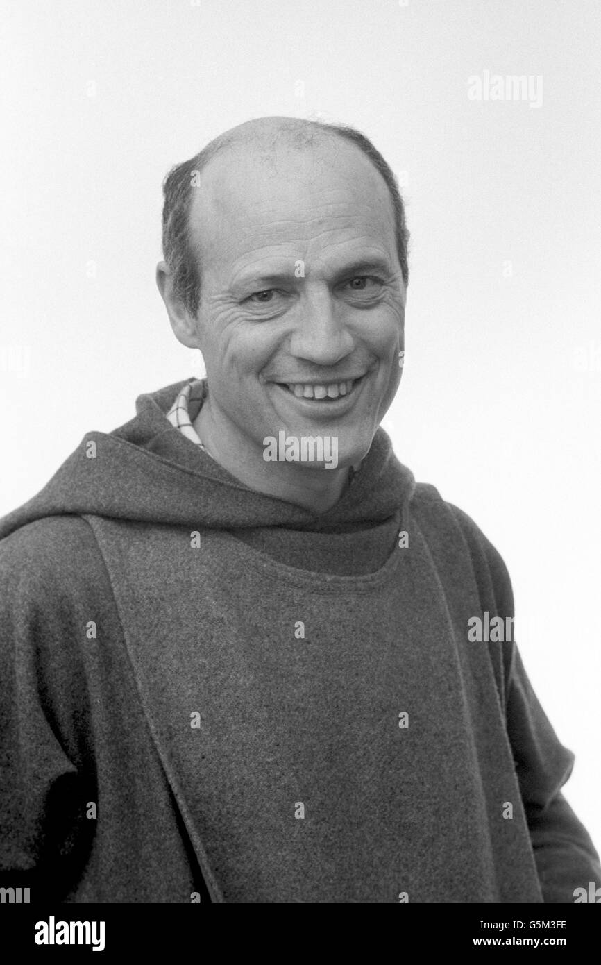 Padre peter ball immagini e fotografie stock ad alta risoluzione - Alamy