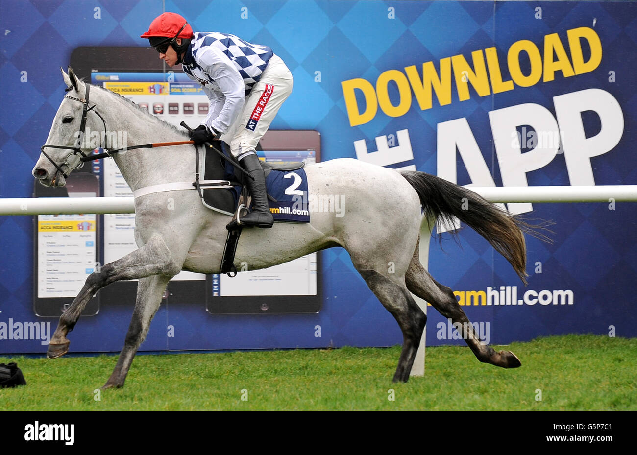 Cartello segnaletico branding williamhill com a figura intera immagini ...