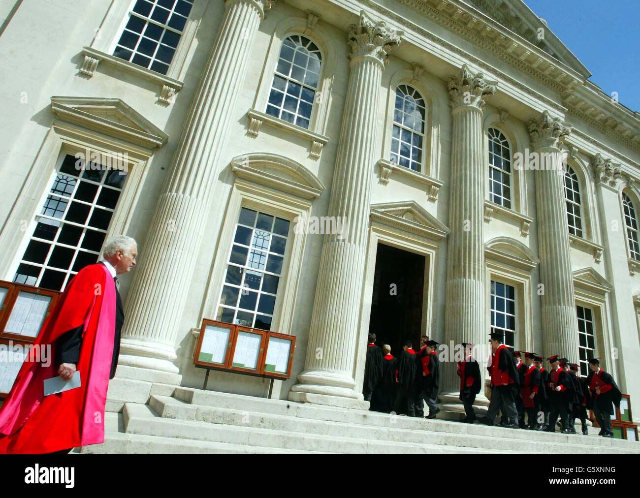 02 11 2004 immagini e fotografie stock ad alta risoluzione - Alamy