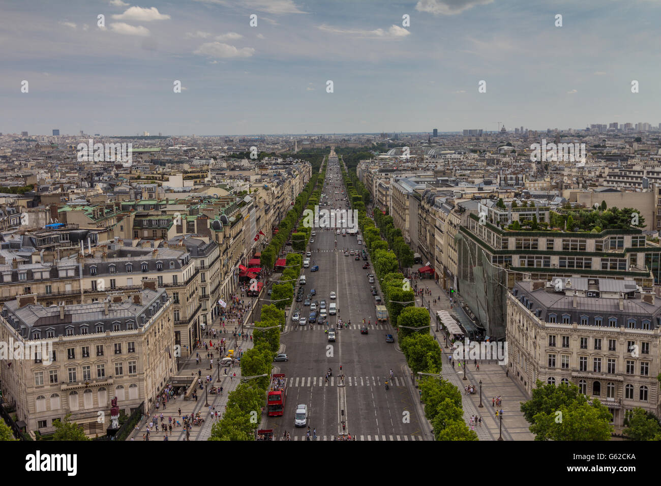 Viali strade di parigi immagini e fotografie stock ad alta risoluzione ...