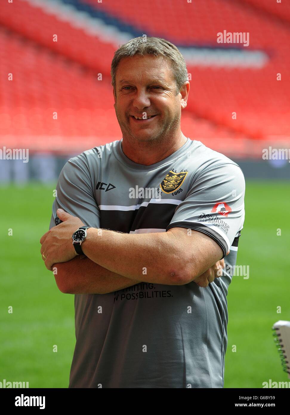 Rugby league tetleys challenge cup final squadre walkabout wembley ...