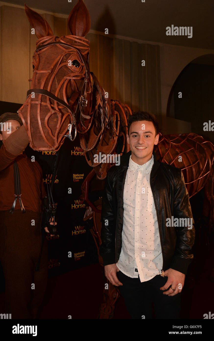 Tom daley posa joey immagini e fotografie stock ad alta risoluzione - Alamy