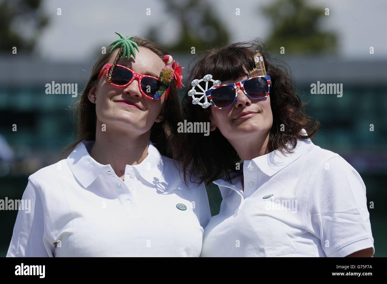 Gli appassionati di tennis michelle dewar hanno lasciato e jenny dray ...