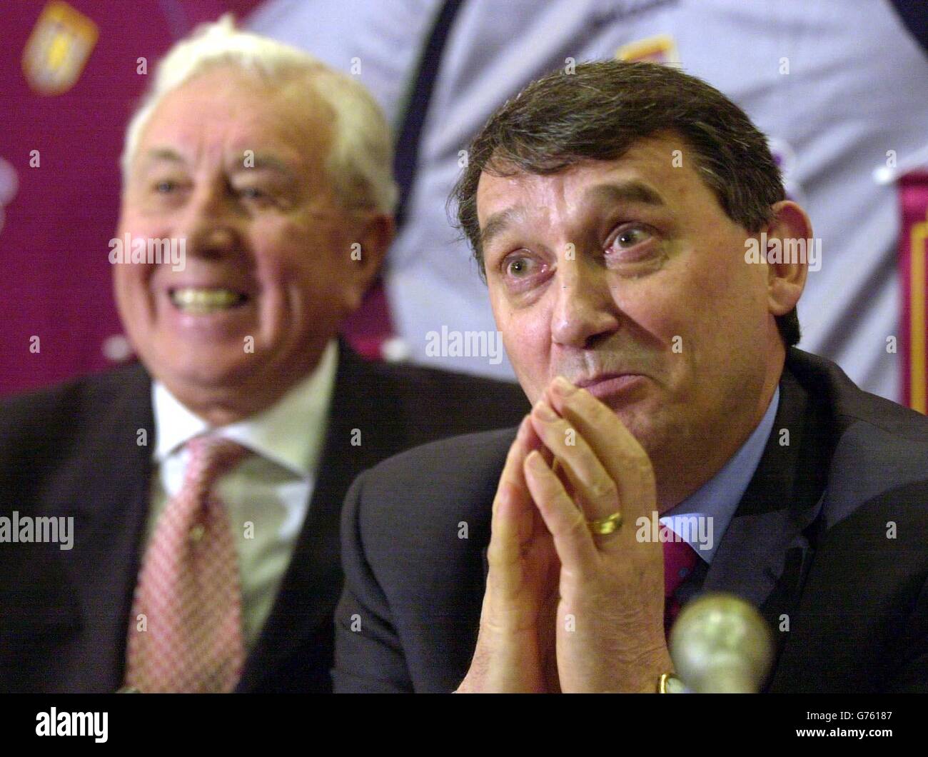 Graham taylor new aston villa manager conferenza stampa villa park ...