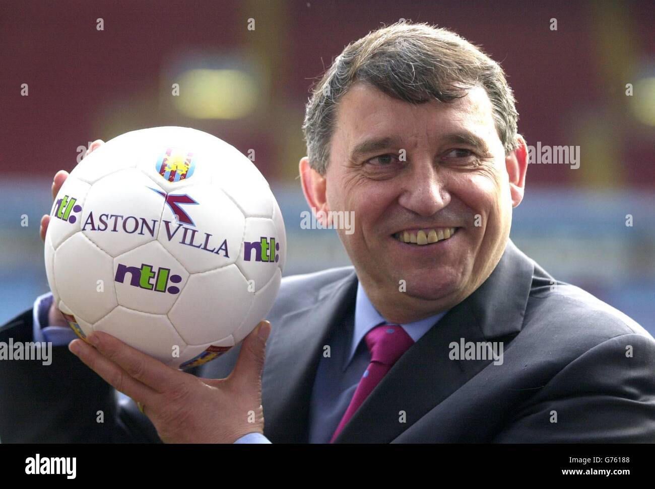 Graham taylor new aston villa manager conferenza stampa villa park ...
