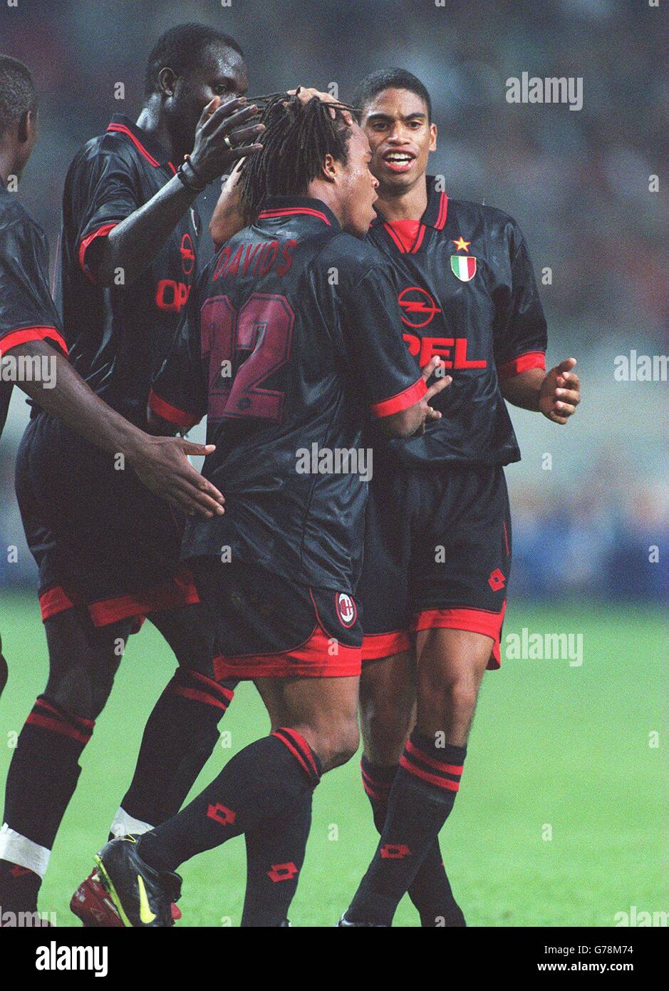 Edgar davids ac milan immagini e fotografie stock ad alta risoluzione ...