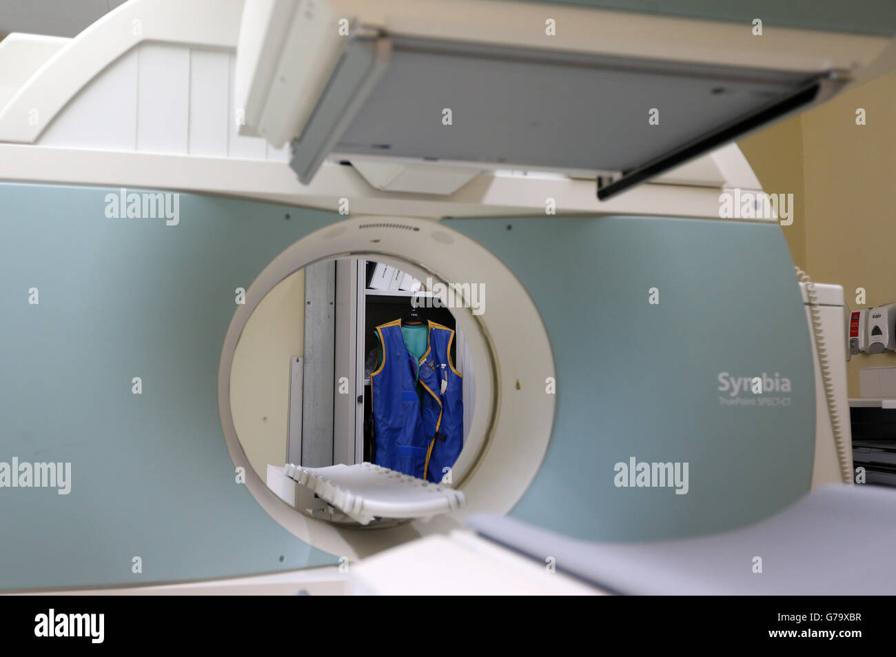 Uno scanner di ct presso l'ospedale universitario royal liverpool ...