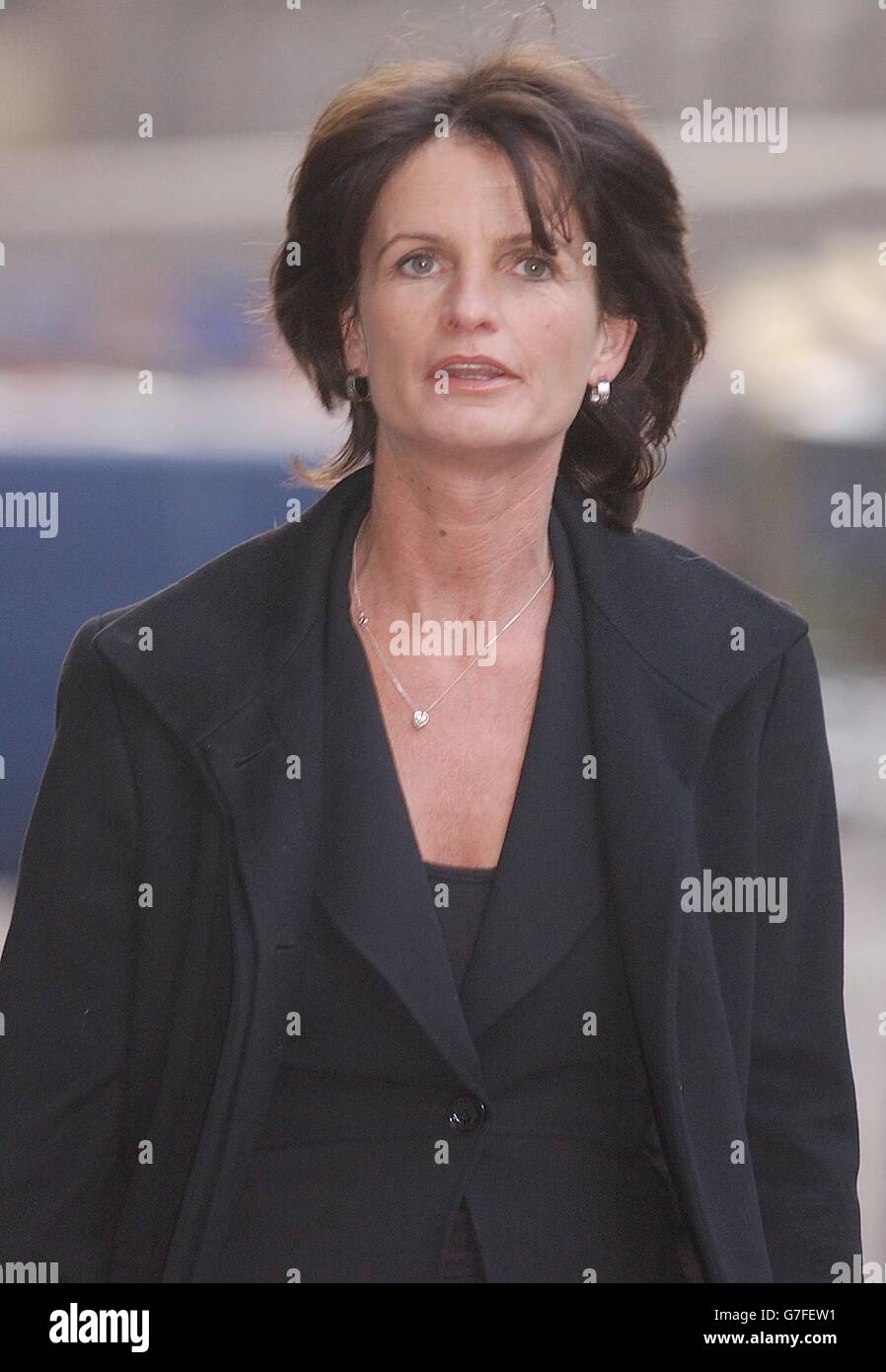 Belinda brewin primo testimone nel processo per omicidio familiare ...