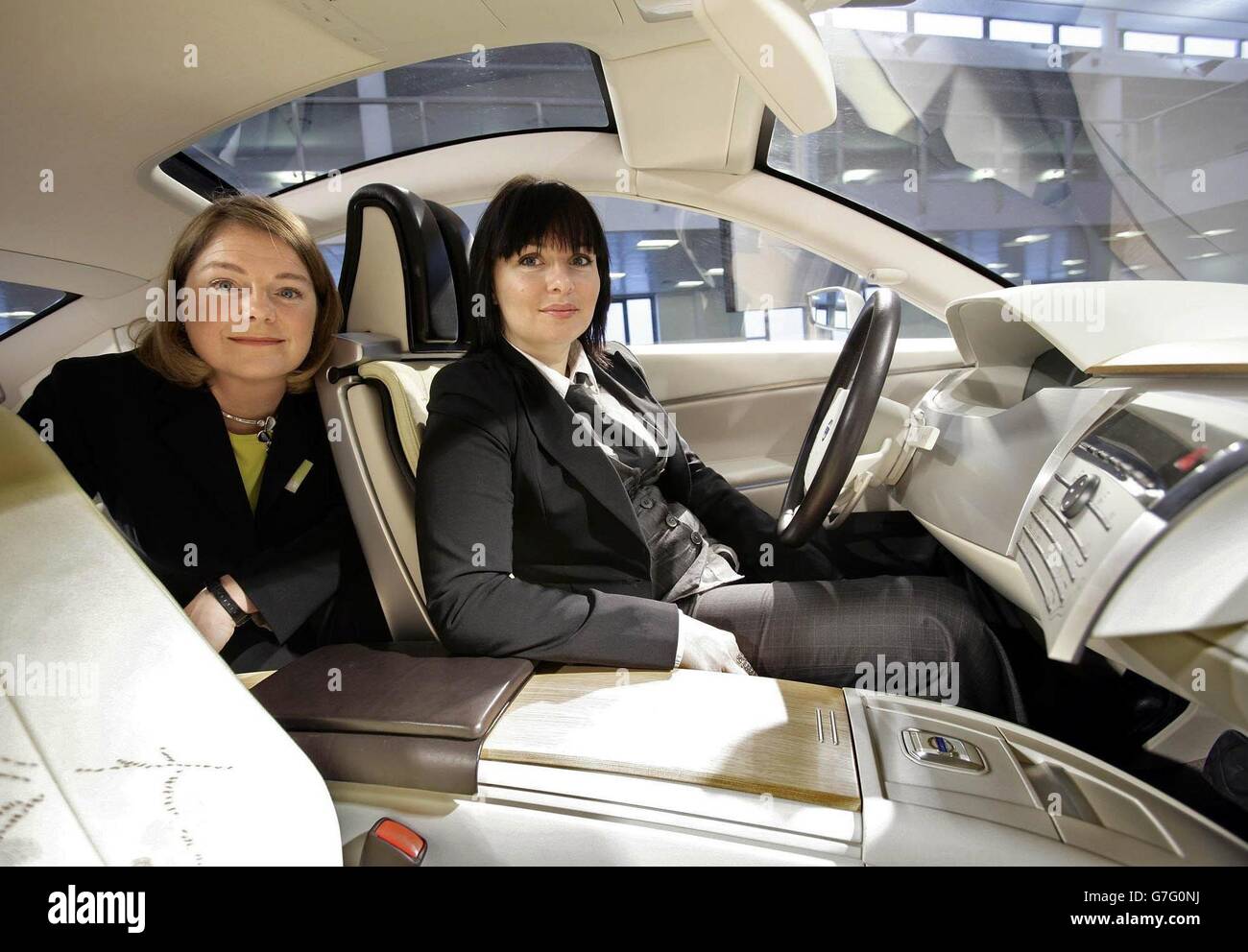 With the volvo ycc your concept car immagini e fotografie stock ad alta ...