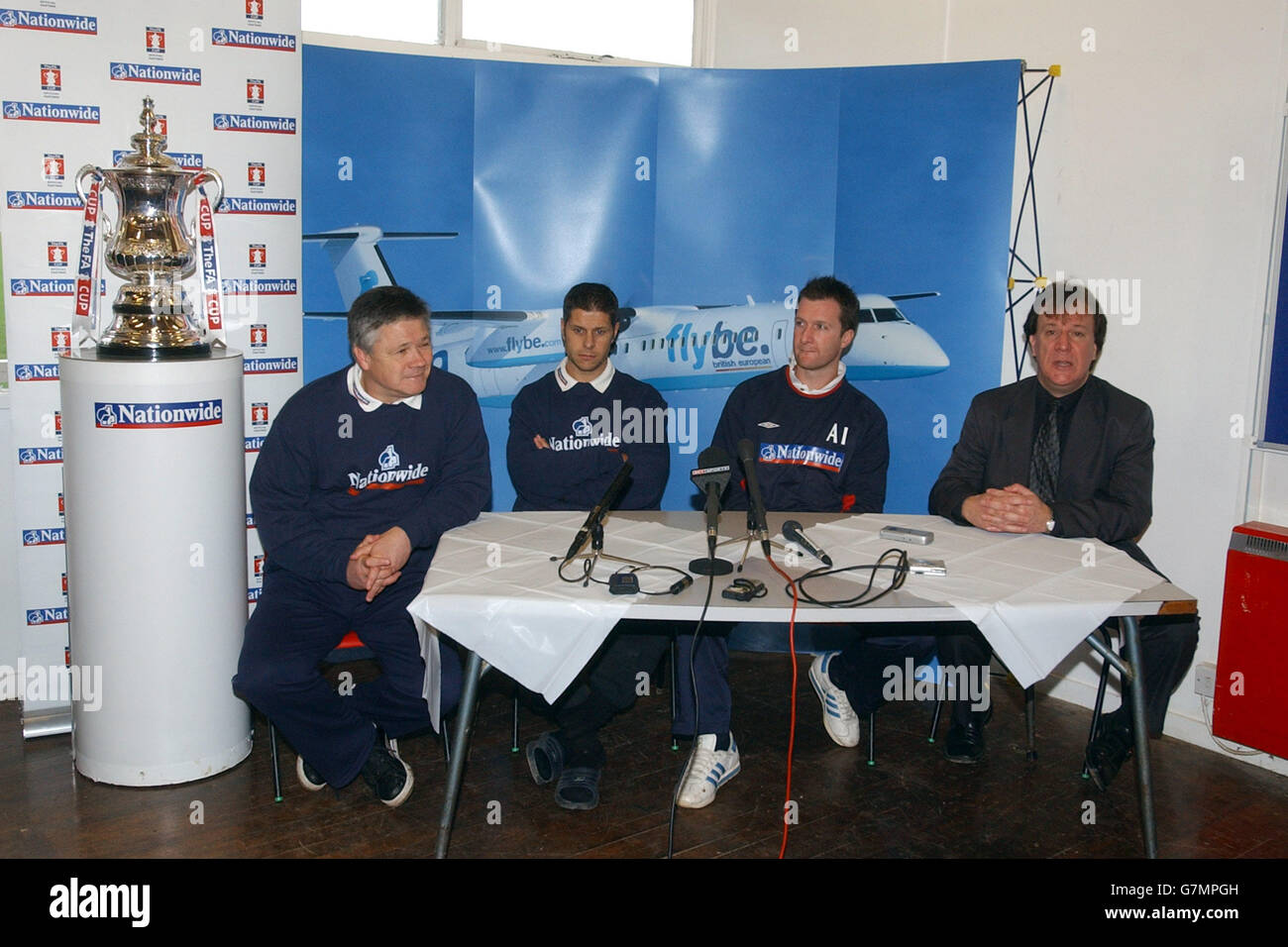 Lr exeter citys direttore del calcio steve perryman immagini e ...