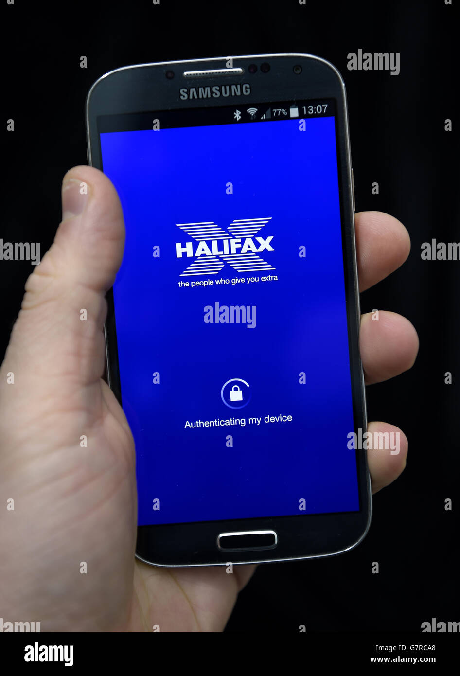 Halifax mobile banking immagini e fotografie stock ad alta risoluzione ...
