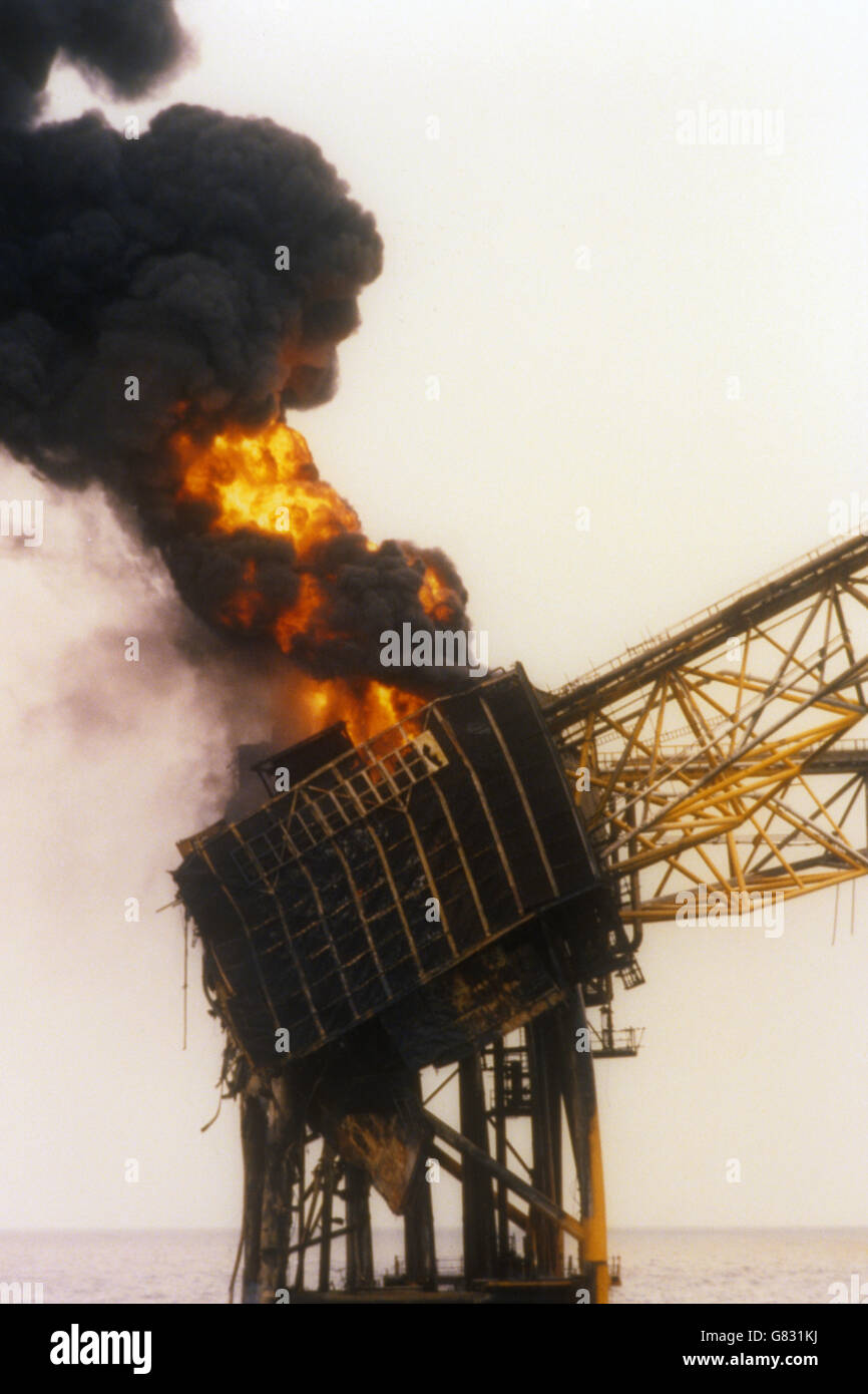 Piper alpha disastro della piattaforma petrolifera immagini e ...