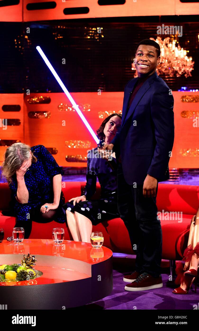 Carrie fisher ha lasciato daisy ridley per le riprese del graham show ...