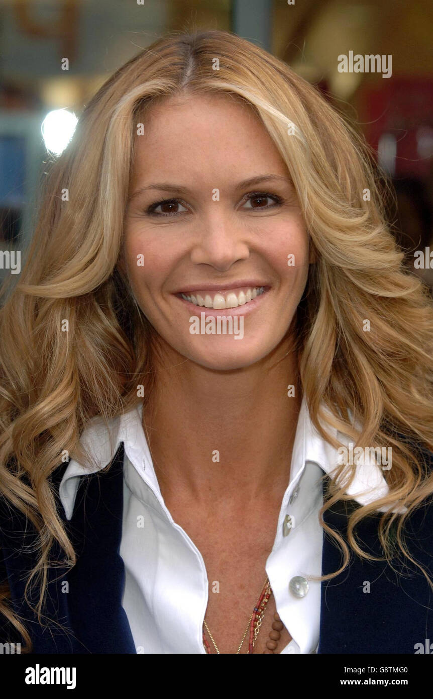Elle macpherson body immagini e fotografie stock ad alta risoluzione ...