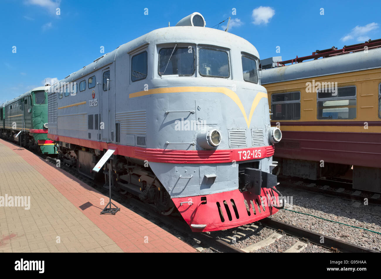 Soviet Diesel Locomotive Immagini e Fotos Stock - Alamy