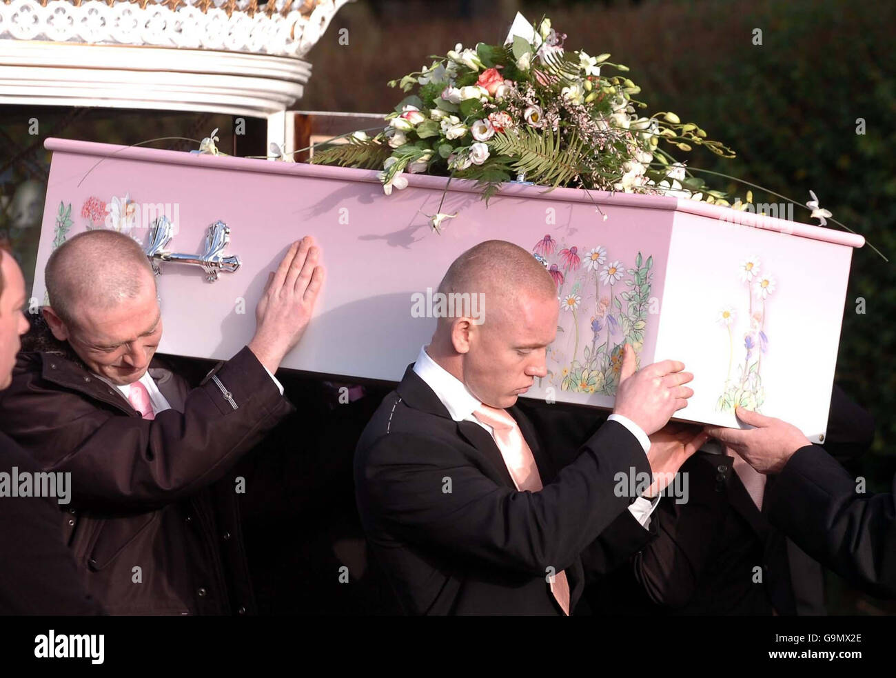 Funerale di ellie lawrenson immagini e fotografie stock ad alta ...