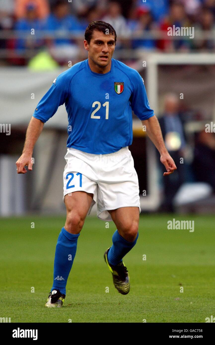 Vieri 2002 immagini e fotografie stock ad alta risoluzione - Alamy