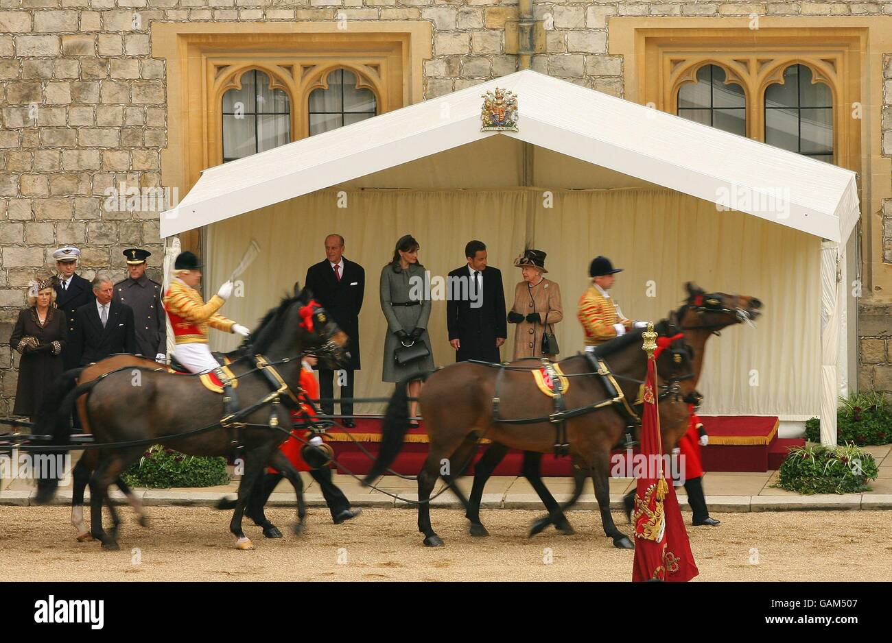 Regina elisabetta ii 2a e principe filippo immagini e fotografie stock ...