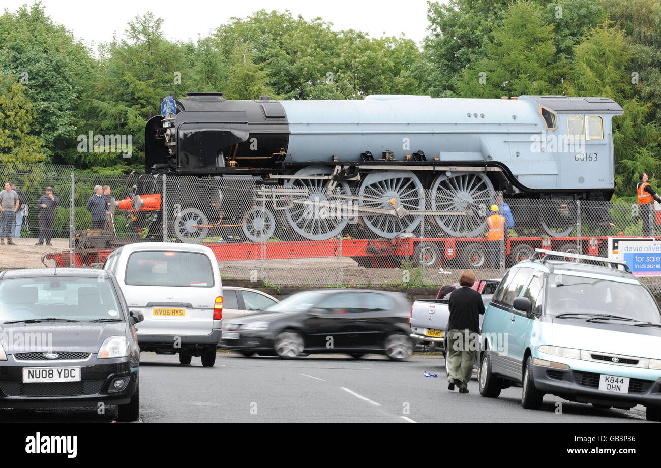 60163 Tornado, la prima locomotiva a vapore della linea principale ...