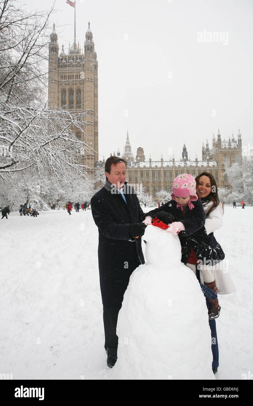 Carol vorderman cameron immagini e fotografie stock ad alta risoluzione ...