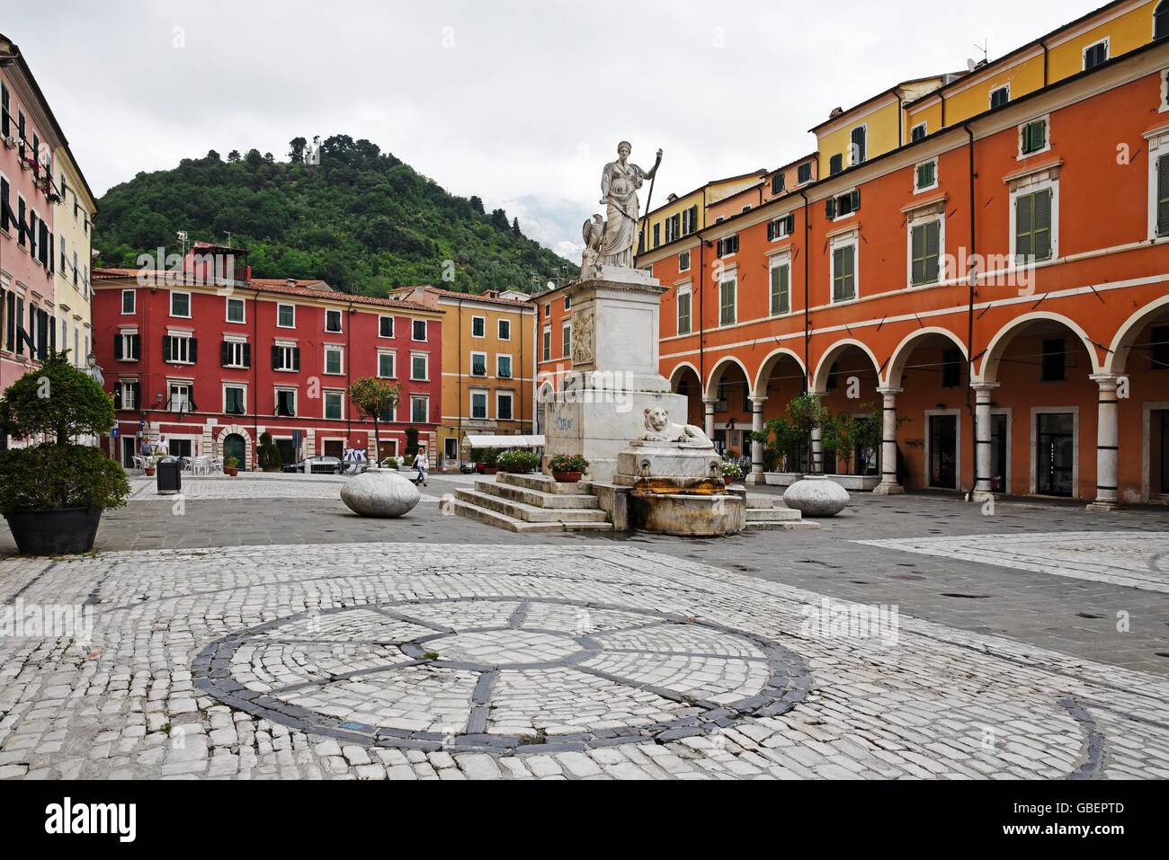 Provincia di massa carrara immagini e fotografie stock ad alta ...