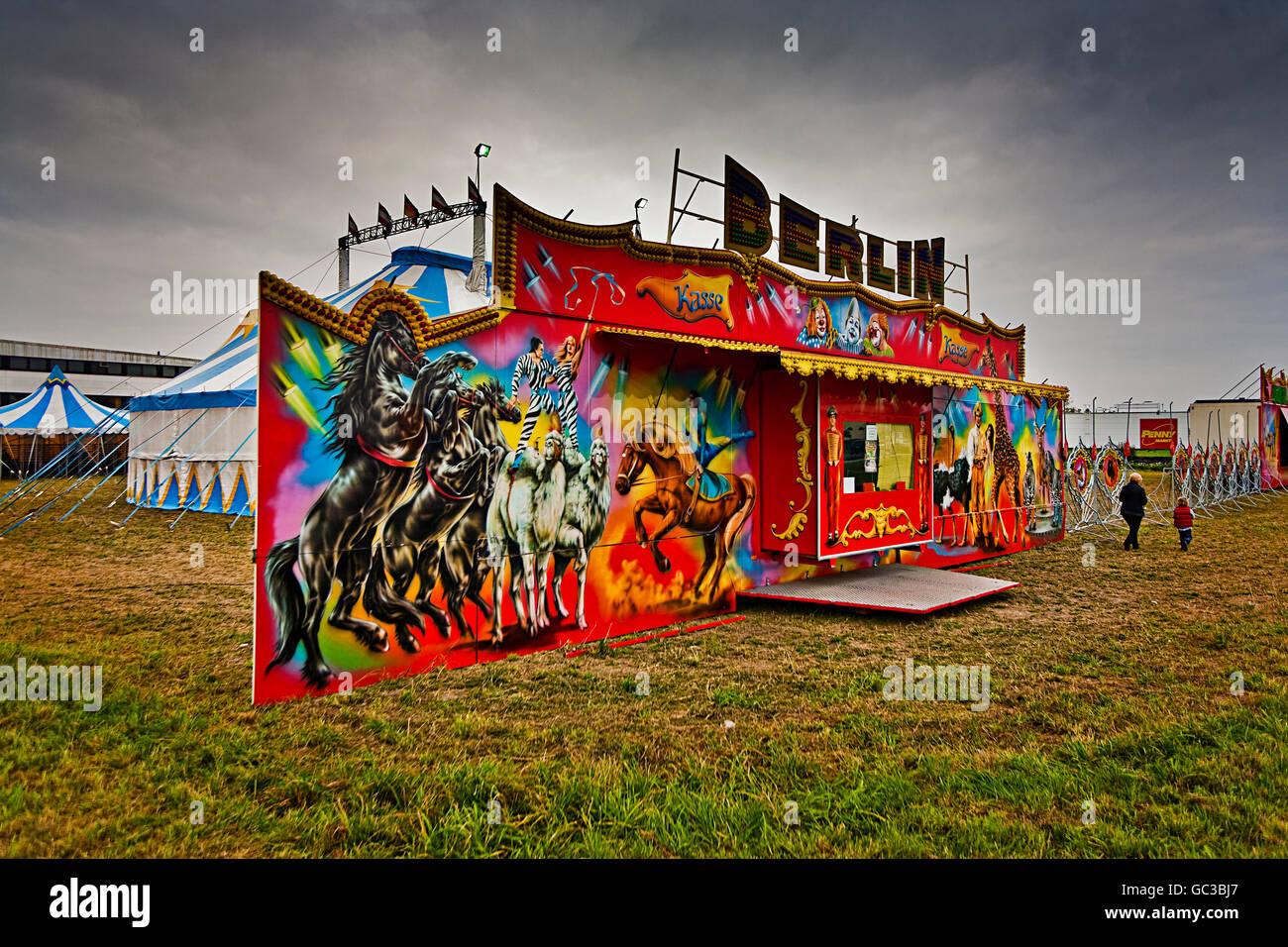 Circo di berlino immagini e fotografie stock ad alta risoluzione - Alamy