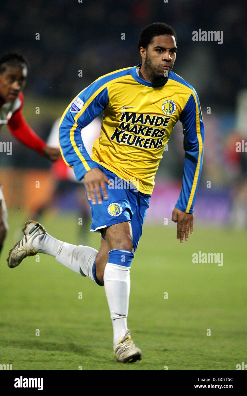 Rkc waalwijks e feyenoord rotterdams immagini e fotografie stock ad ...