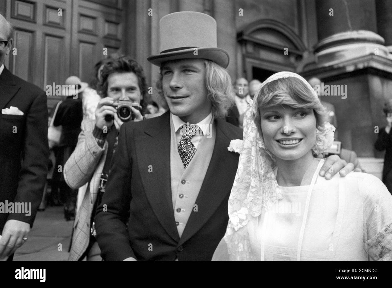 Formula Uno Motor Racing - James Hunt Wedding - Londra Foto stock - Alamy