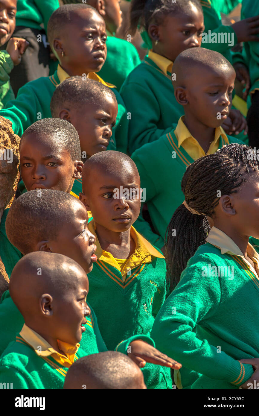 Bambini neri immagini e fotografie stock ad alta risoluzione - Alamy