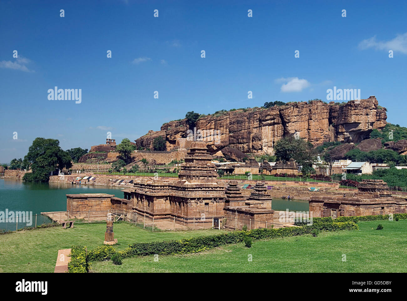 Bhutanatha tempio badami immagini e fotografie stock ad alta ...