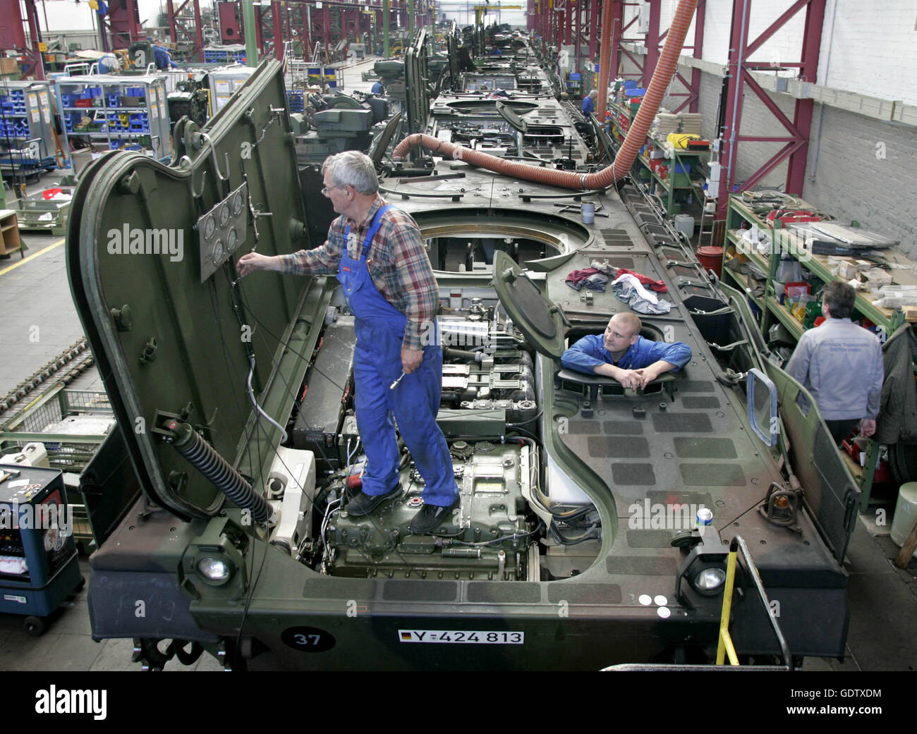 Rheinmetall manufacturing immagini e fotografie stock ad alta ...