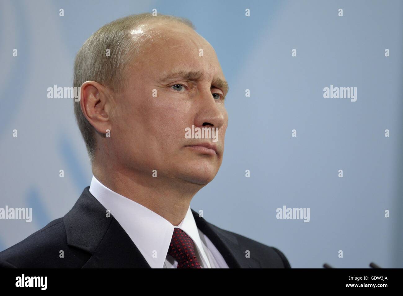 Incontrando il ritratto del profilo putin immagini e fotografie stock ...