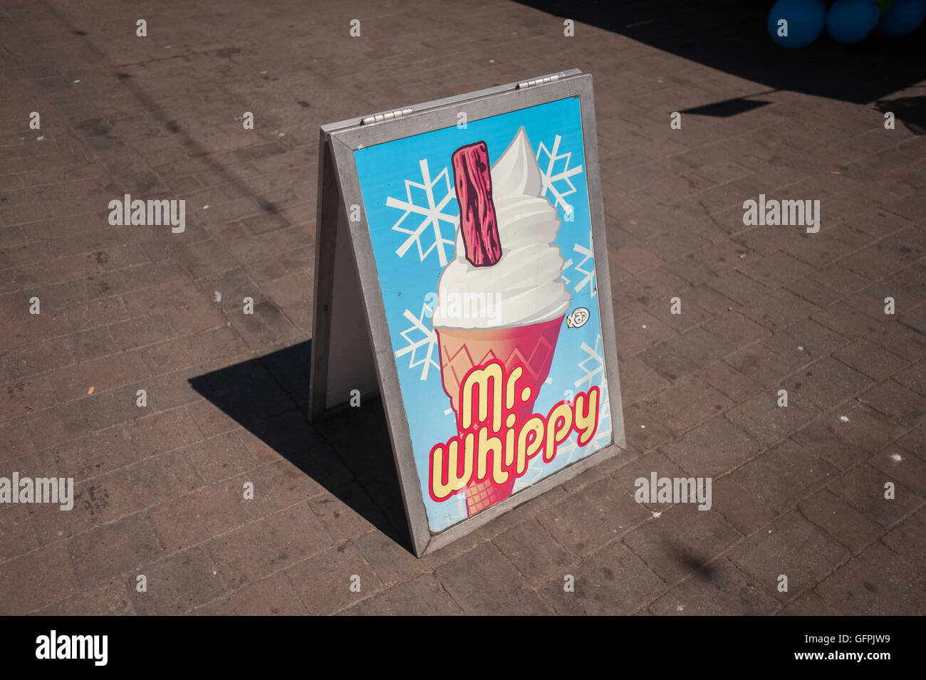 Whippy ice cream immagini e fotografie stock ad alta risoluzione - Alamy