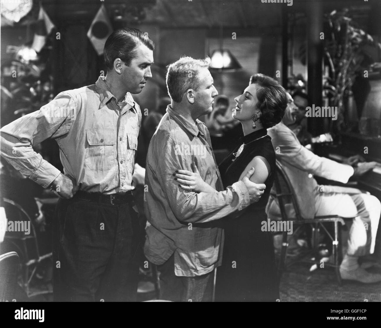 MALAYA / Malaya USA 1949 / Richard Thorpe JAMES STEWART (Giovanni Royer), Spencer Tracy ...