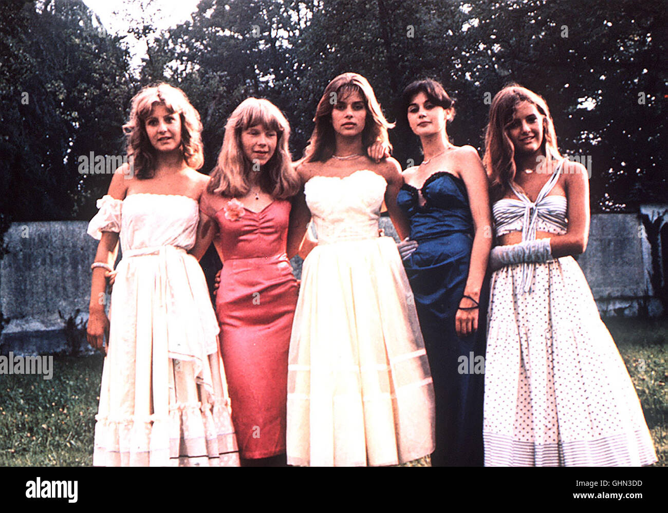 V.l.n.r: Ruth (CAROLIN OHRNER), Jane (MARION KRACHT), Debbie (Nastassja ...