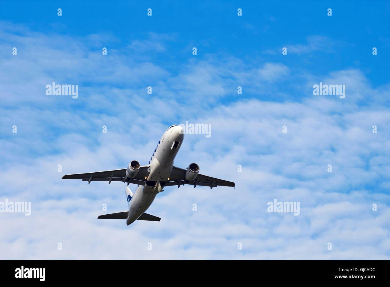 Airbus a320 immagini e fotografie stock ad alta risoluzione - Alamy