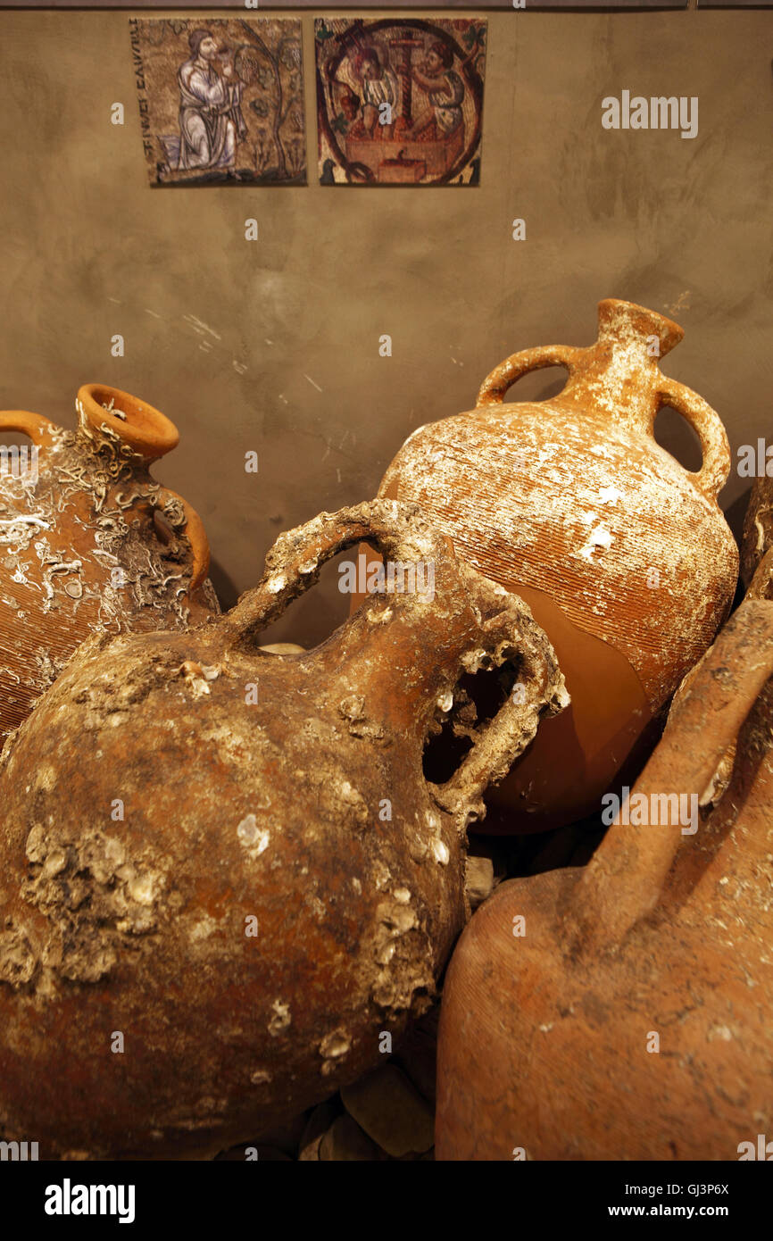 Anfore greche antiche immagini e fotografie stock ad alta risoluzione ...