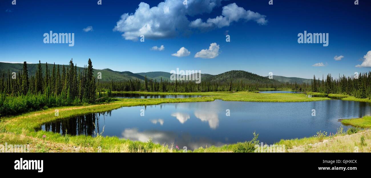 Profondo lago di acqua dolce immagini e fotografie stock ad alta ...