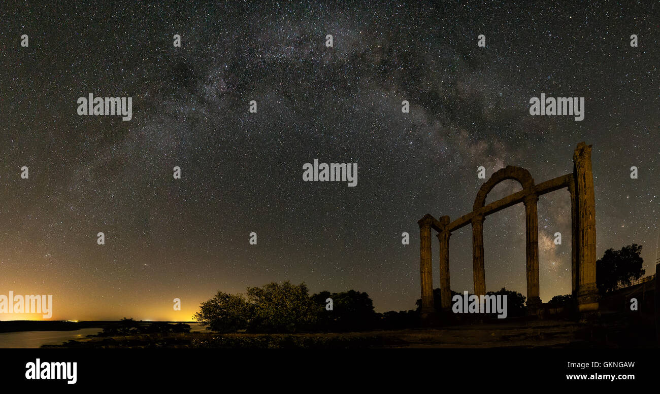 Vista panoramica della via lattea immagini e fotografie stock ad alta ...