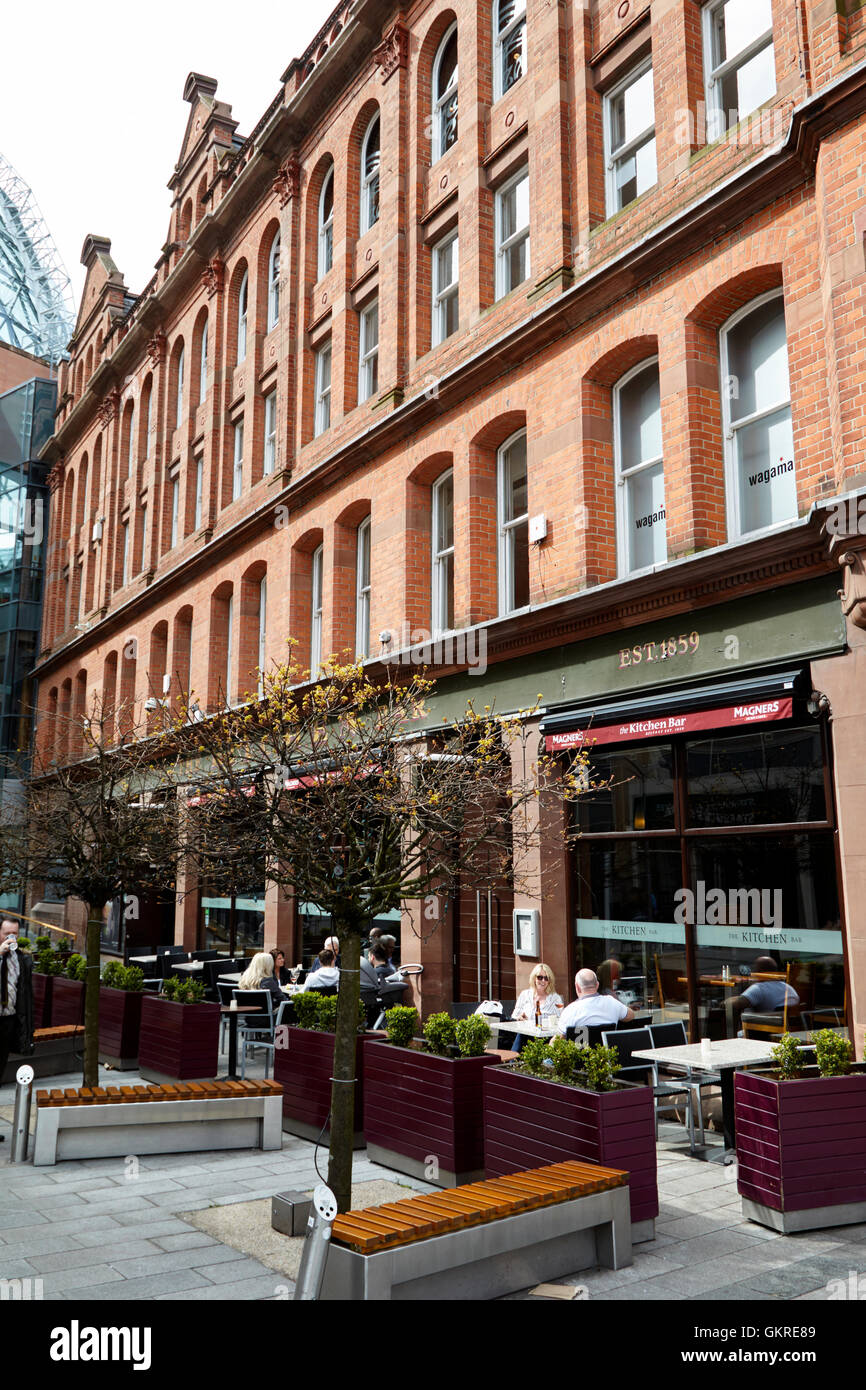 Pub del centro città di belfast immagini e fotografie stock ad alta ...
