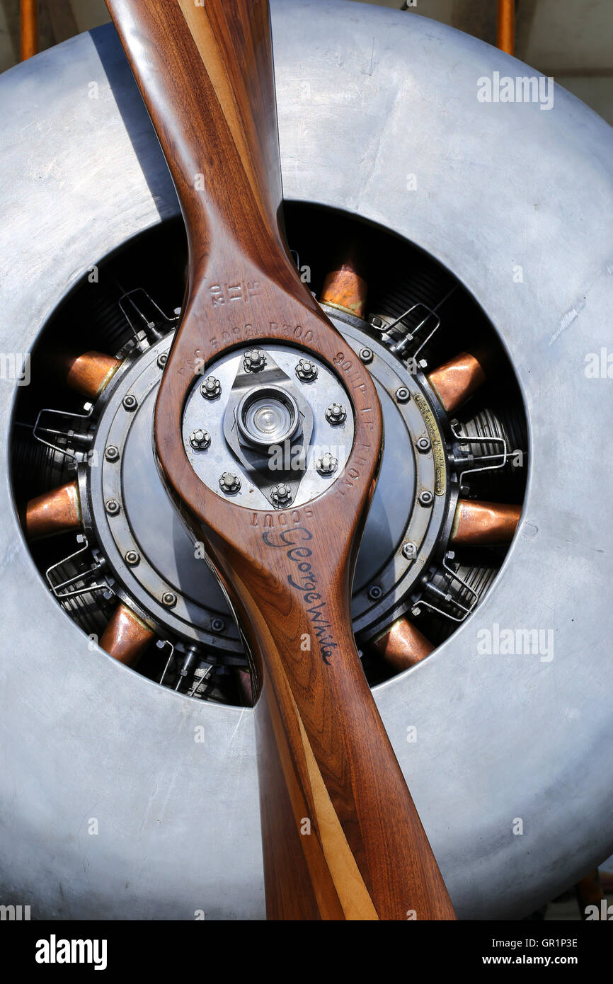 Motore aereo ed elica immagini e fotografie stock ad alta risoluzione ...