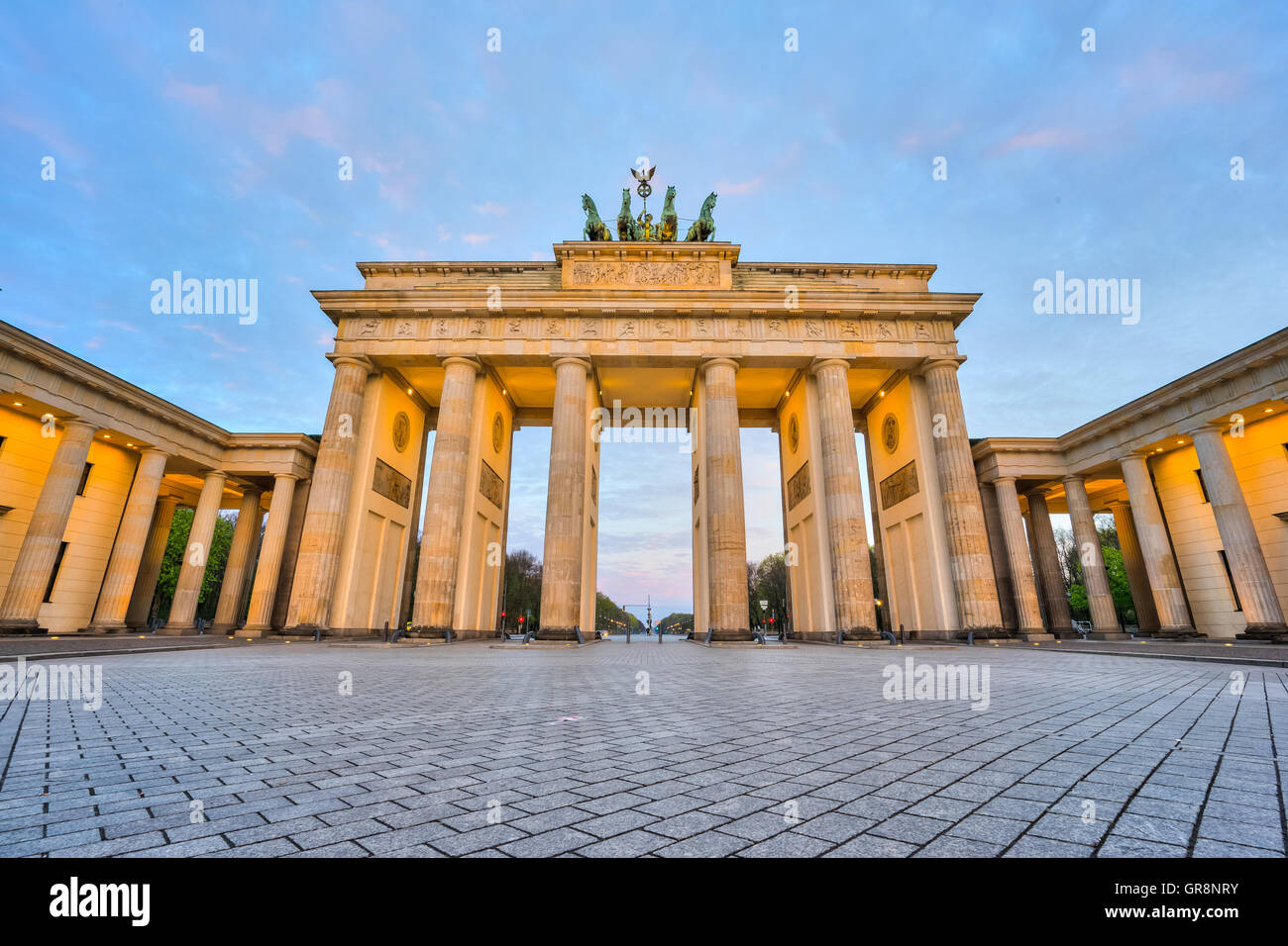 Viaggio berlino germania brandenburger tor immagini e fotografie stock ...