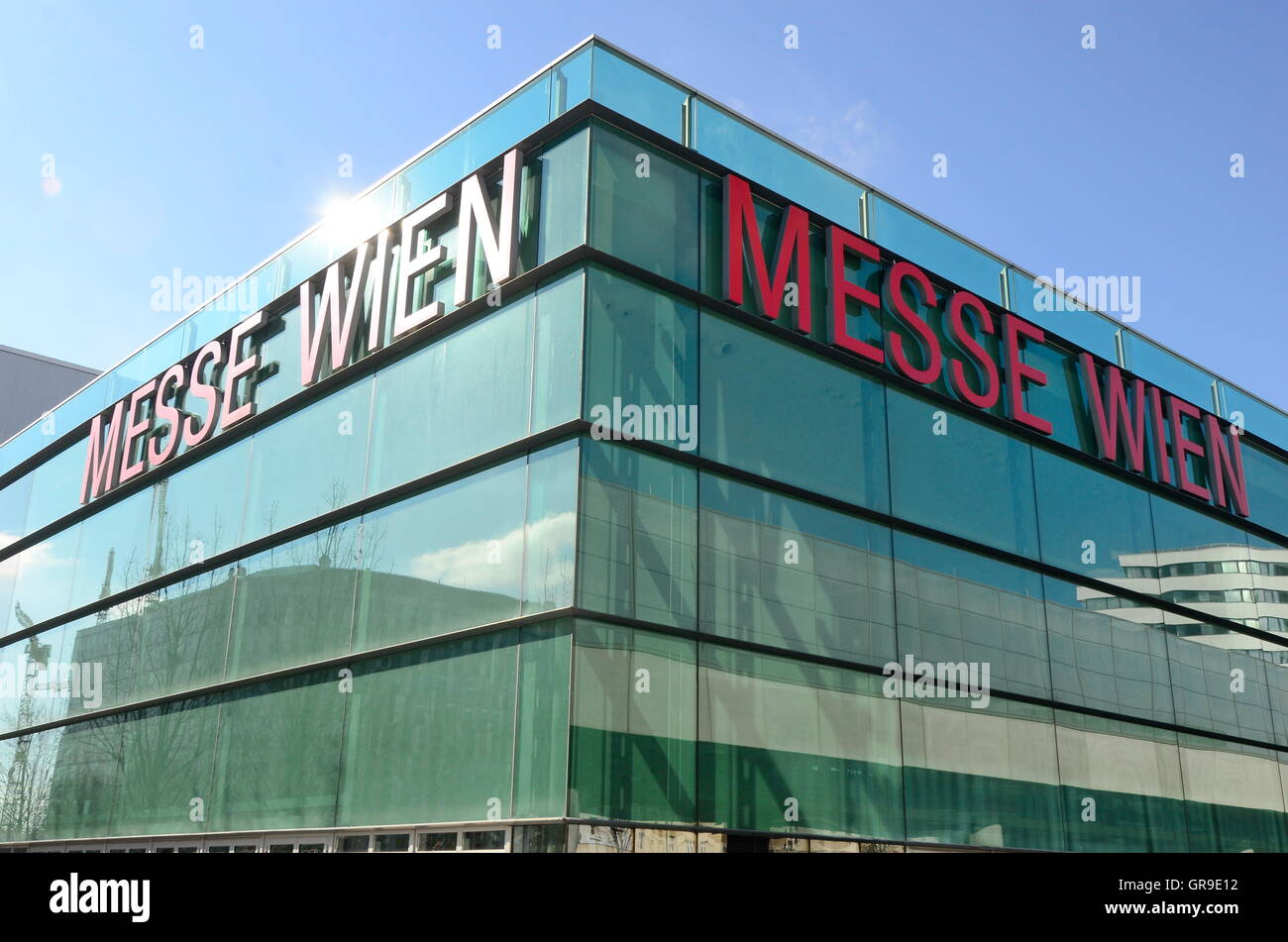 Messe wien immagini e fotografie stock ad alta risoluzione - Alamy