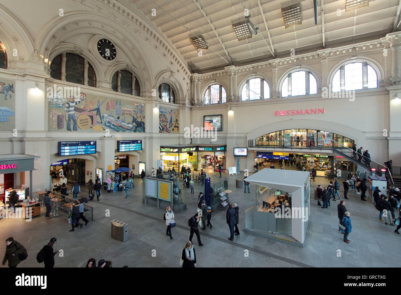 Stazione ferroviaria centrale di brema immagini e fotografie stock ad ...