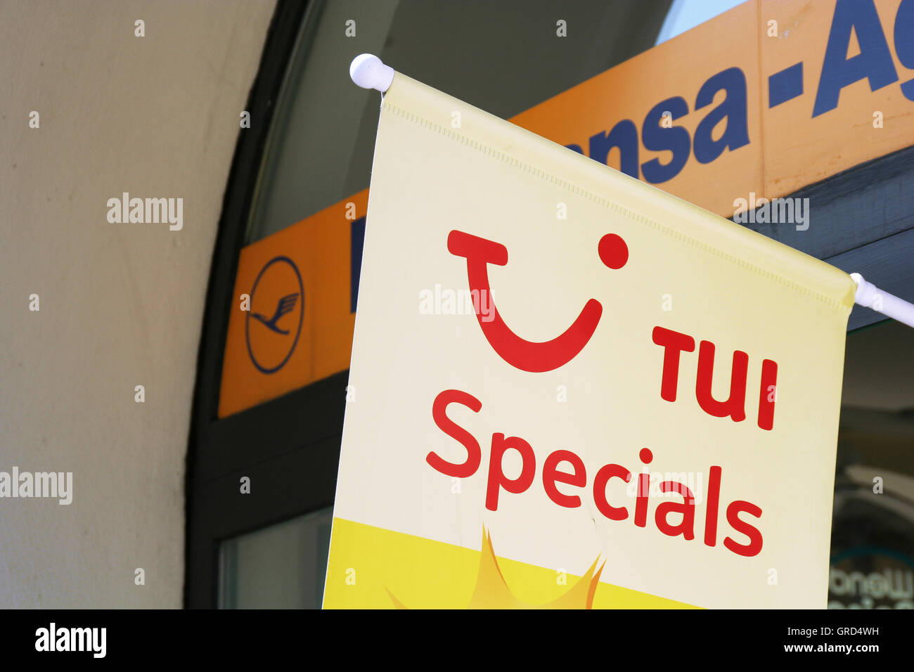 Logo tui immagini e fotografie stock ad alta risoluzione - Alamy