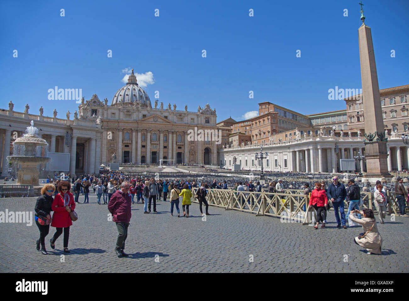 Piazza de san pietro immagini e fotografie stock ad alta risoluzione ...