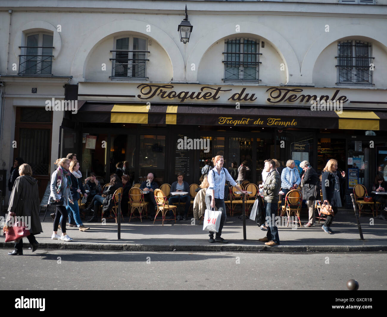Parigi, la Città della Luce, è la capitale di Francia e uno dei più ...