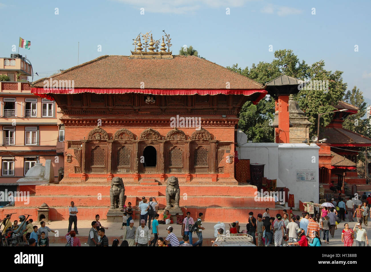 Shiva parvati temple immagini e fotografie stock ad alta risoluzione ...