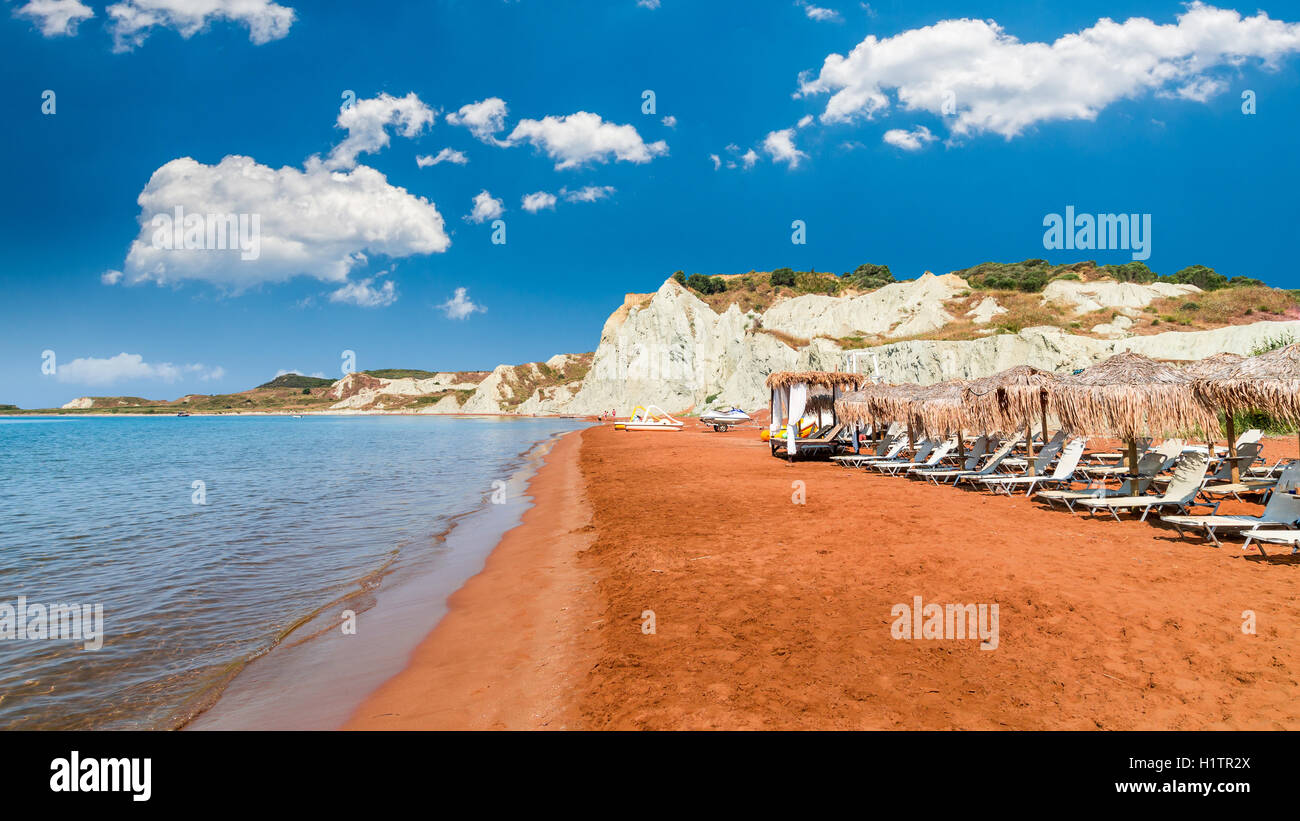 Xi Beach, l'isola di Cefalonia in Grecia. Bellissima vista della ...
