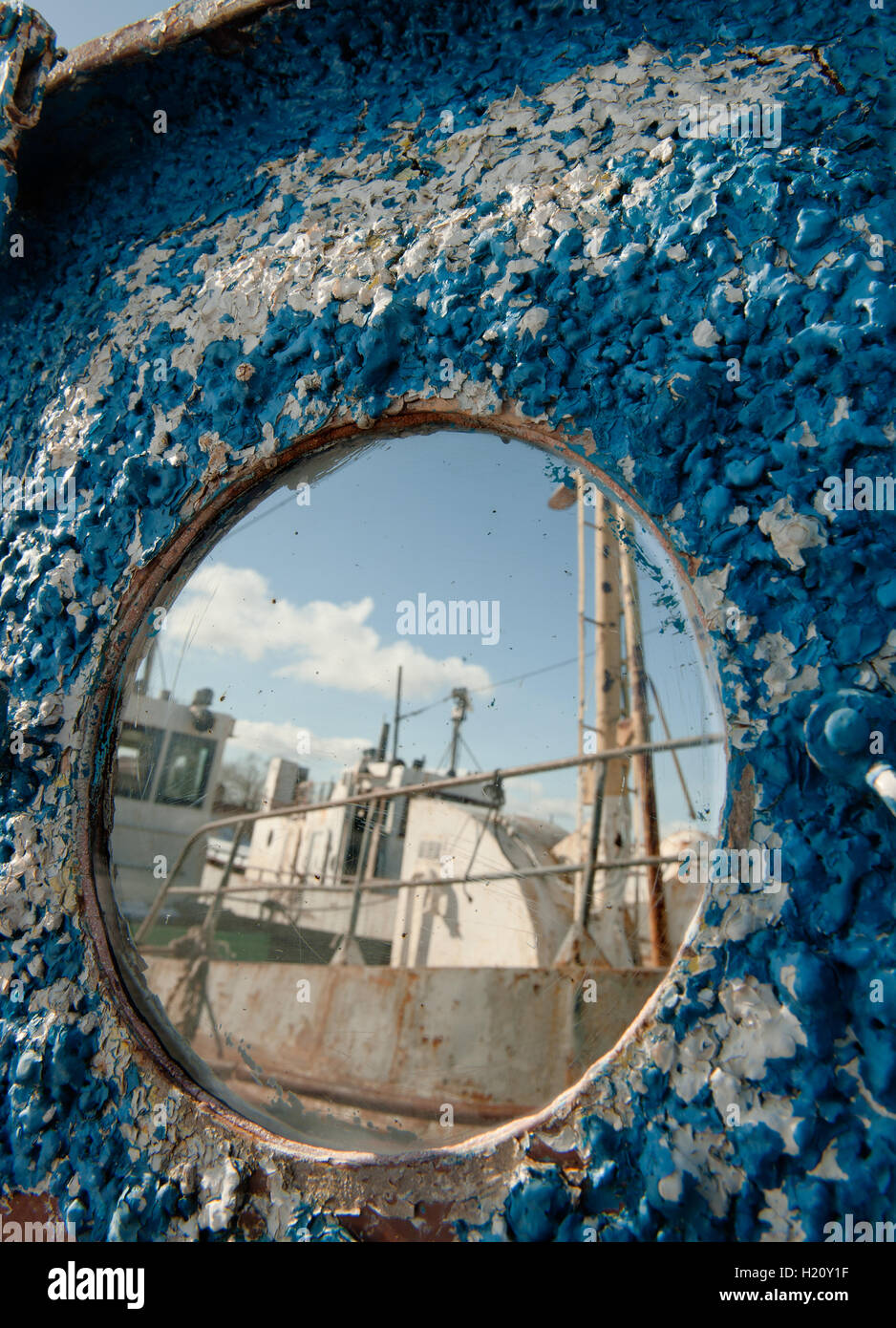 Oblò antico immagini e fotografie stock ad alta risoluzione - Alamy